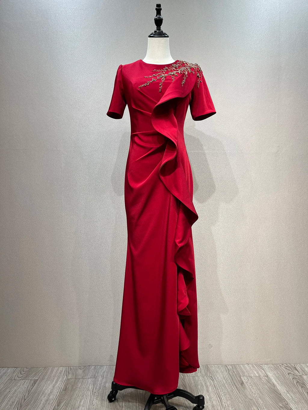 Mom Wears Oversized High-end Elegant Nail Slim Fitting Wedding Dress ...